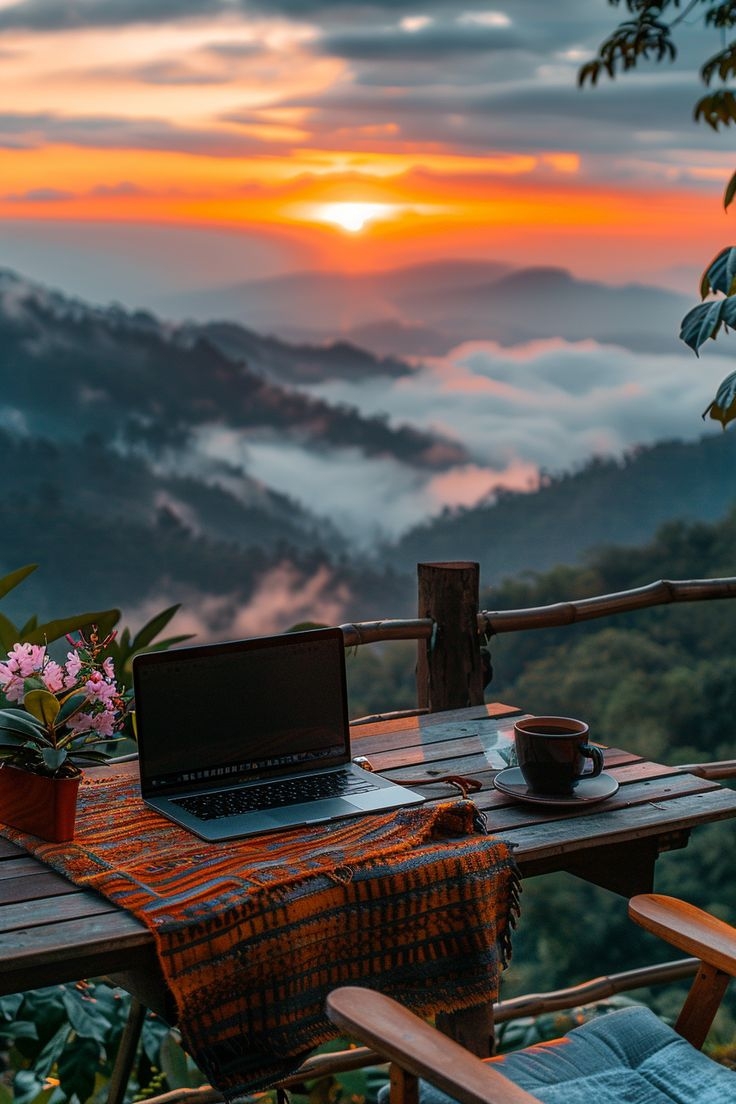Đà Lạt ơi, mình lên đây "chill" với 5 quán cà phê view núi rừng đẹp ...